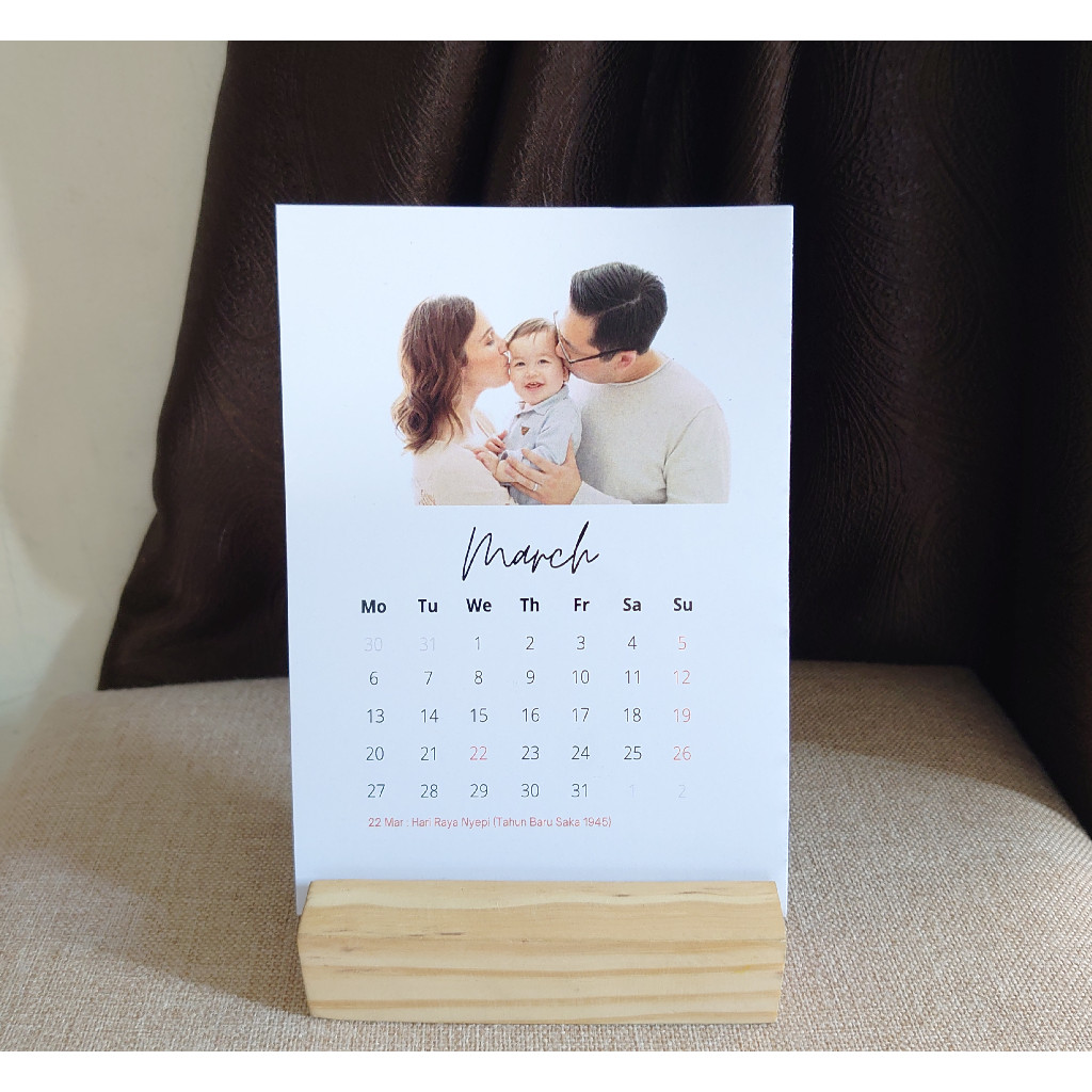 Jual Kalender Meja Custom Foto 2026 | Wooden Stand | Desk Calendar 2026 ...