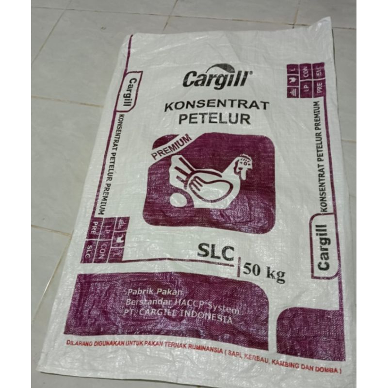 Jual karung pakan ayam konsentrat,sak wadah gabah atau jagung | Shopee ...