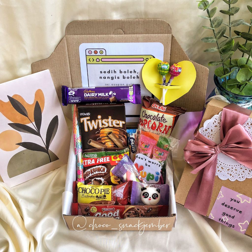 Jual Snacks Box untuk Hadiah Ulang Tahun Wisuda Sempro Anniversary ...