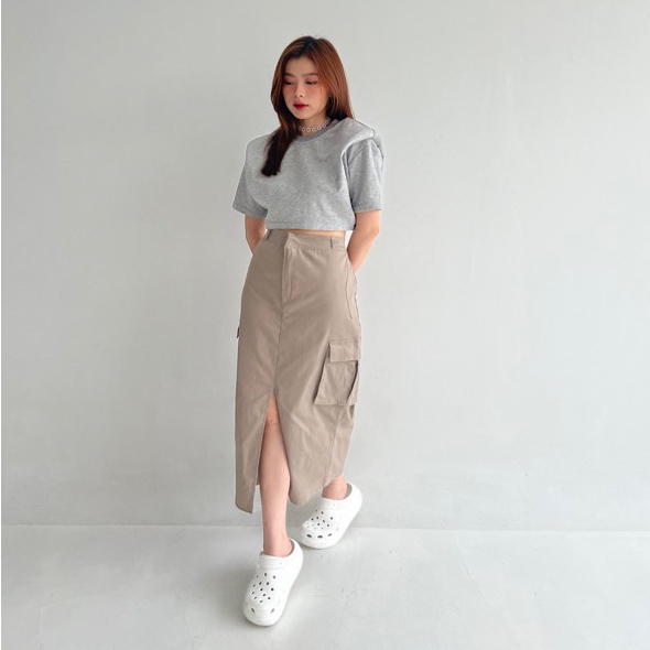 Jual Yuka Rok Belah Cargo Twill Skirt Wanita Korean Style | Rok belah ...