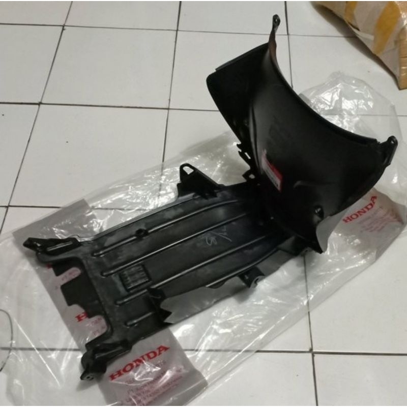Jual COVER BAWAH PIJAKAN KAKI LANTAI VARIO KARBU 110 VARIO 110 CW KARBU 64308 KVB 901 | Shopee ...