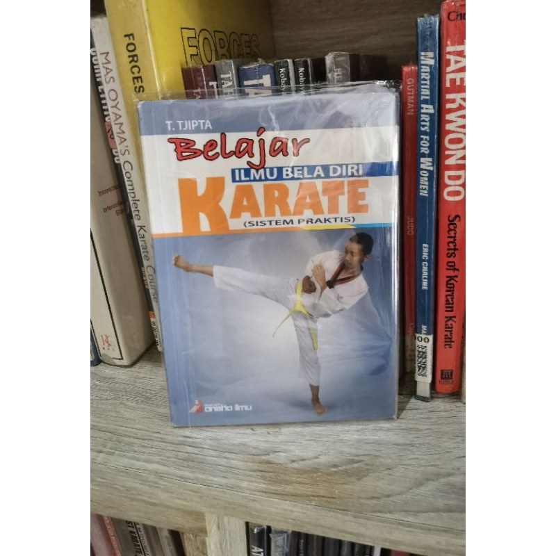 Jual Buku beladiri Belajar Ilmu Beladiri karate sistem praktis | Shopee ...