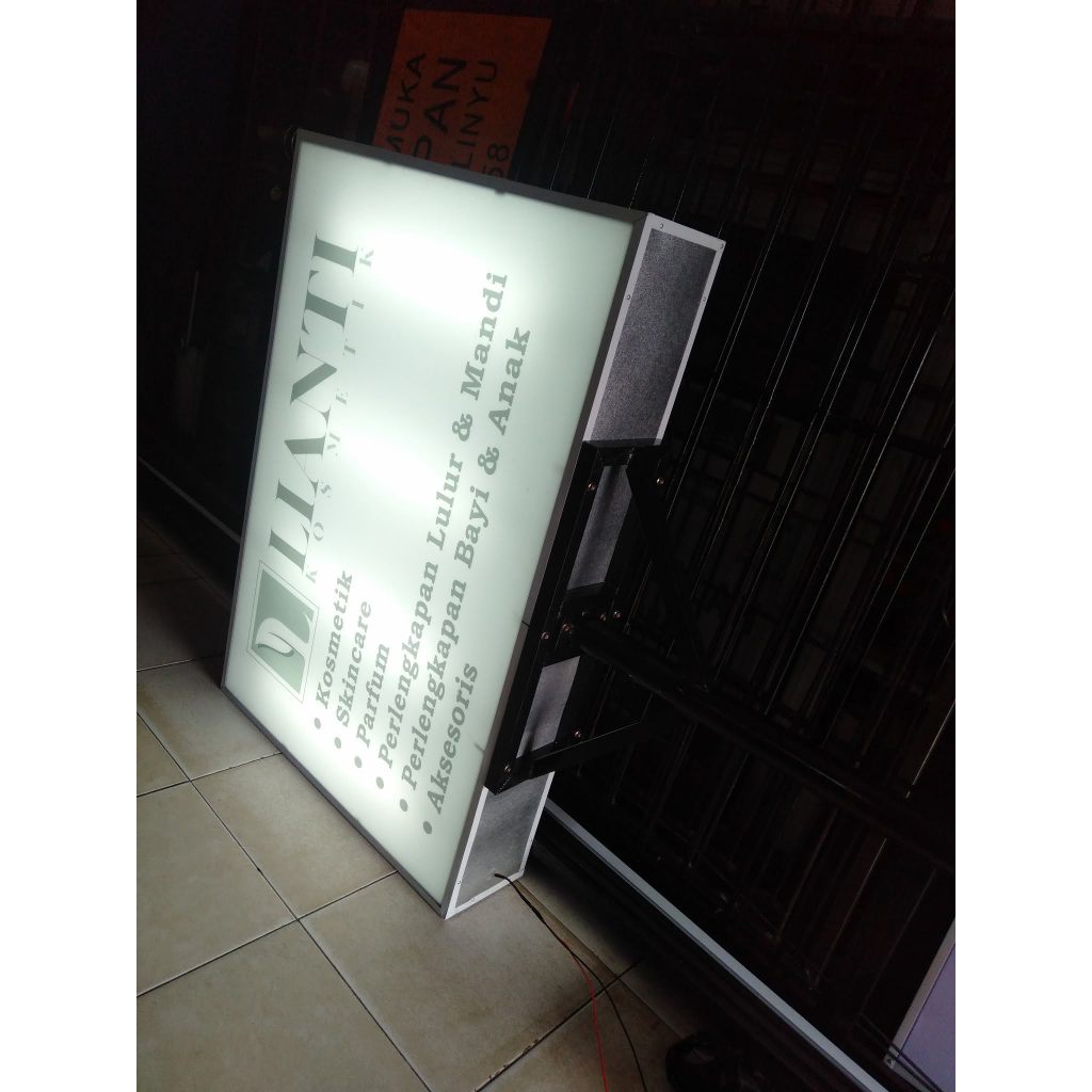 Jual Neon Box Indoor Outdoor 80cm x 80cm Premium Custom 2 Sisi ...