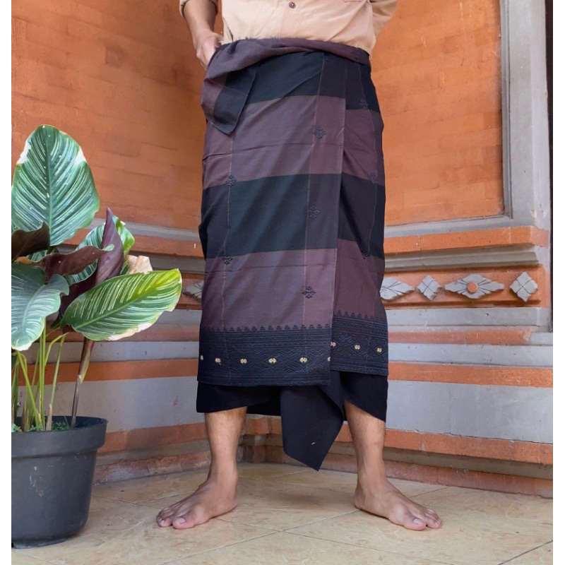 Jual Saput Endek Tepi Bordir Motif Kotak Nuansa Hitam | Shopee Indonesia