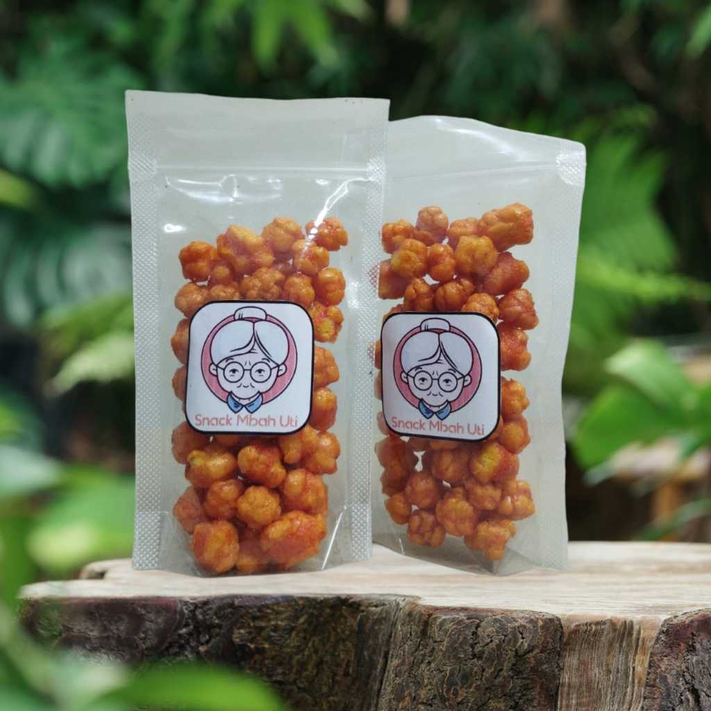 Jual Pilus Jagung Pedas Australi Mbah Uti Kemasan 50gram | Shopee Indonesia