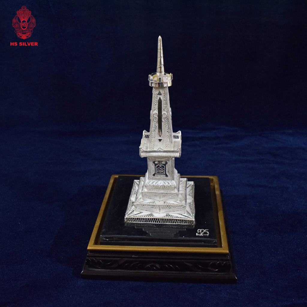 Jual HS SILVER Pajangan Hiasan Meja Perak Monumen Tugu Silver ASLI 925 ...