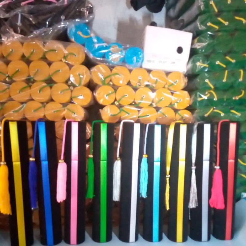 Jual tabung wisuda dasar hitam untuk TK SD SMP SMA sarjana | Shopee ...