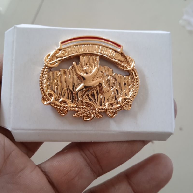 Jual brevet wing pdh dakibu pendaki gunung seribu tni ad | Shopee Indonesia
