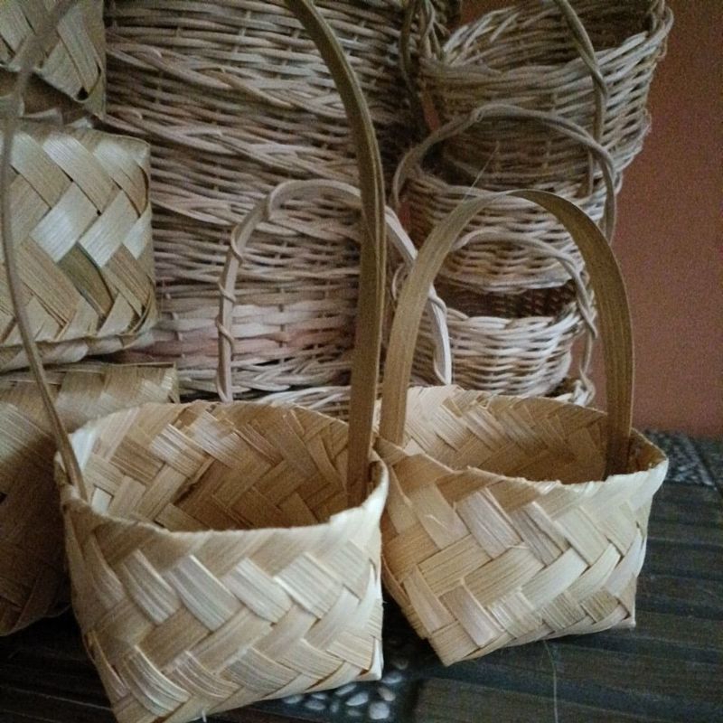 Jual keranjang souvenir besek bambu hampers 7x7 bunga tabur/tanaman ...