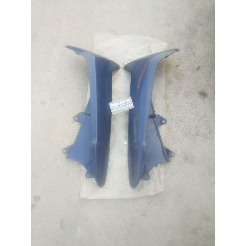 Jual leksil legsil sayap luar kiri kanan yamaha crypton cripton biru ...