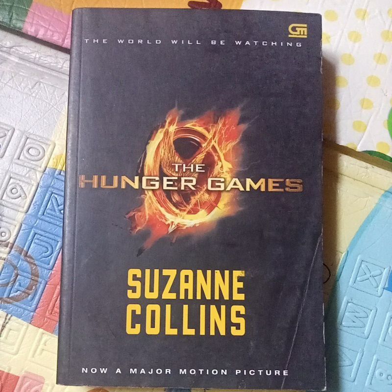 Jual Buku Original Murah - Novel The hunger games by Suzanne Collins ...