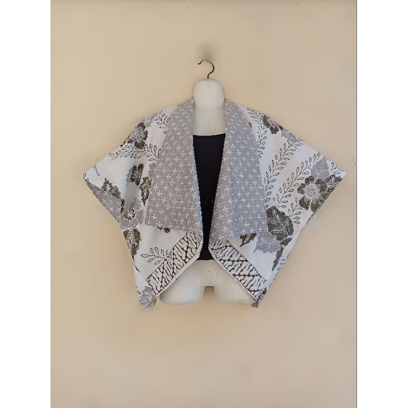 Jual BOLERO LOWO MOTIF BOLAK BALIK OUTER WANITA MURAH | Shopee Indonesia