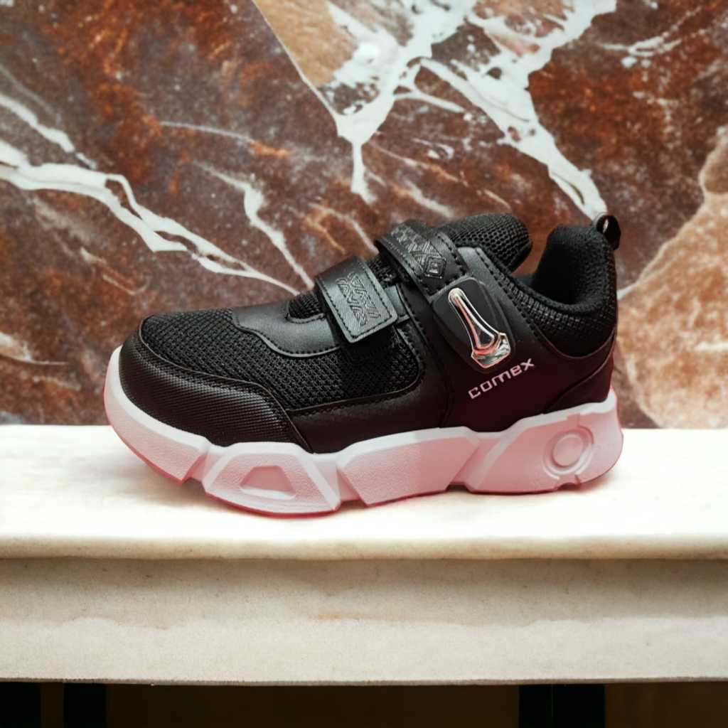 Jual SEPATU SEKOLAH ANAK UNIVERSAL MERK COMEX ART LOIS MAGNET WARNA ...