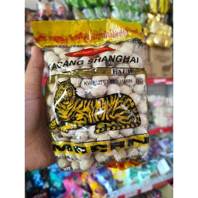 Jual Kacang Shanghai cap Macan 140Gr | Shopee Indonesia