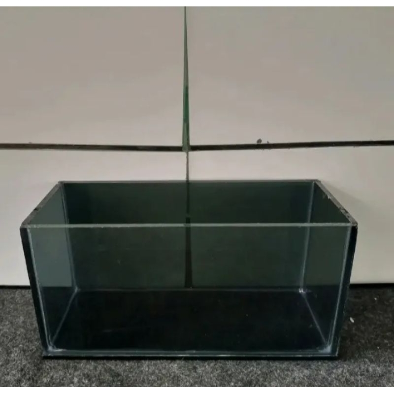 Jual Soliter Ikan Chana Aquarium Hitam Ukuran 30*15*15 Kaca Tebal Fre ...
