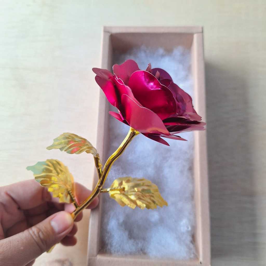 Jual Bunga Mawar Beauty and The Beast Gold Foil Flower Galaxy Rose Box ...