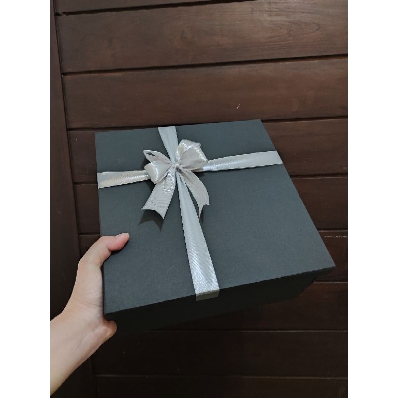 Jual Gift Box size 30x30x10 dan 30x20x10cm | Shopee Indonesia