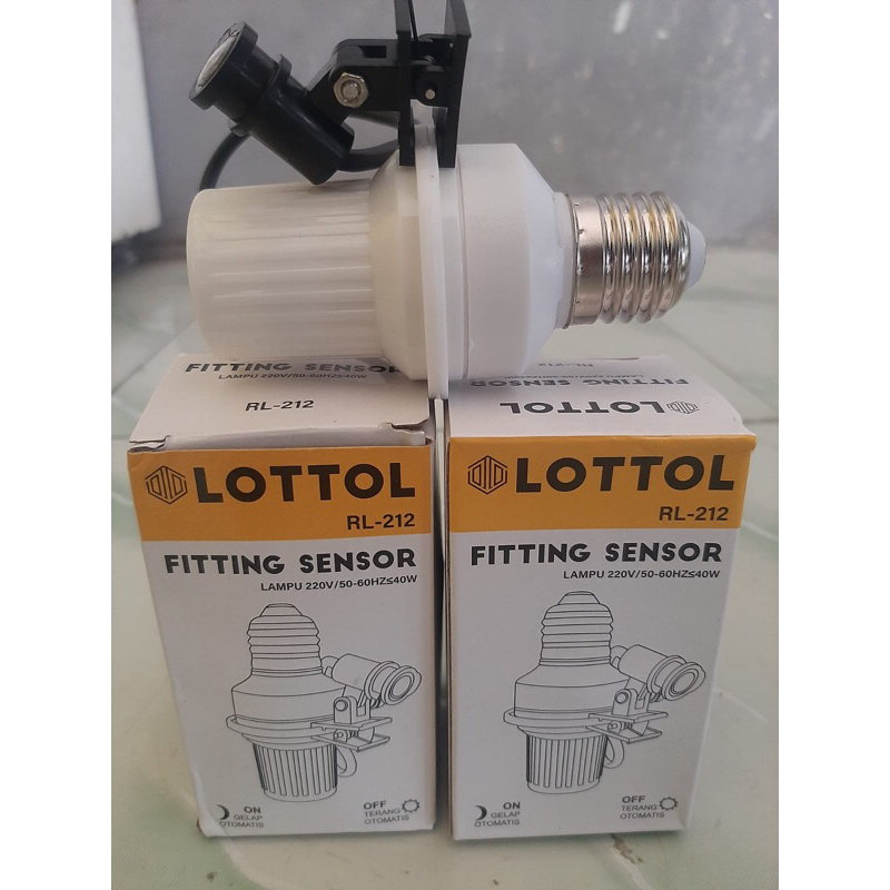 Jual Fitting Lampu Sensor Cahaya Otomatis | Shopee Indonesia