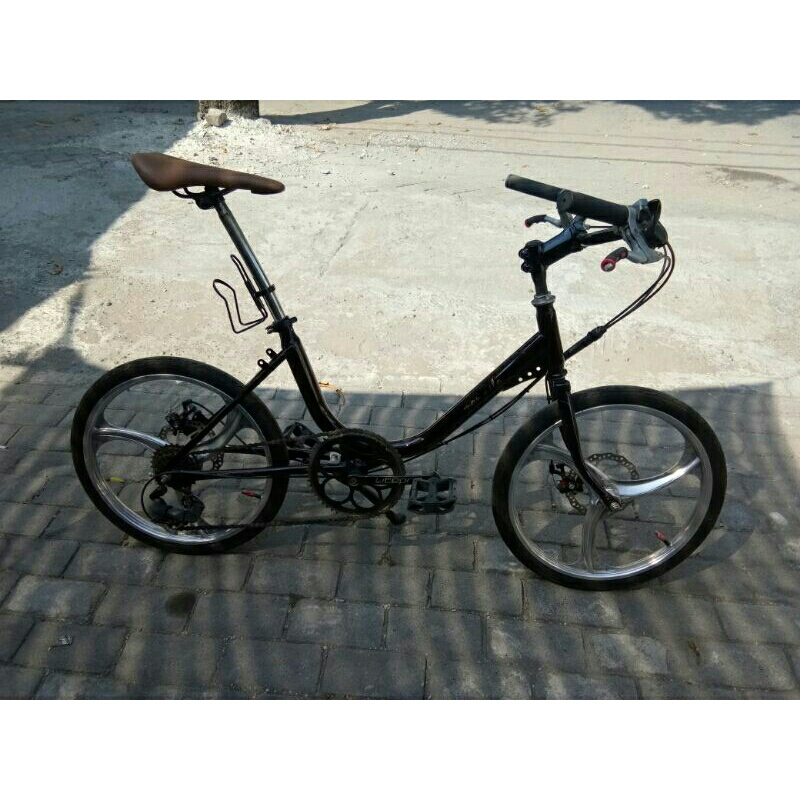 Jual sepeda minion /minitrex uk 20 inch | Shopee Indonesia