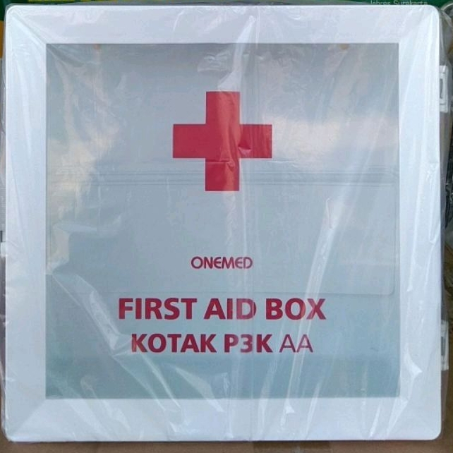 Jual Kotak P3k Dinding Onemed / Kotak P3k Tempel Dinding Merk Onemed ...