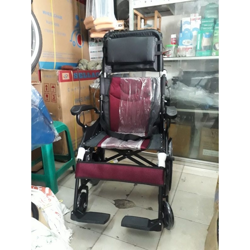 Jual kursi roda lipat traveling Avico plus sandaran kepala | Shopee ...