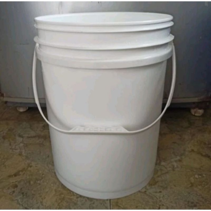 Jual Ember Bekas Putih Polos 25KG | Shopee Indonesia