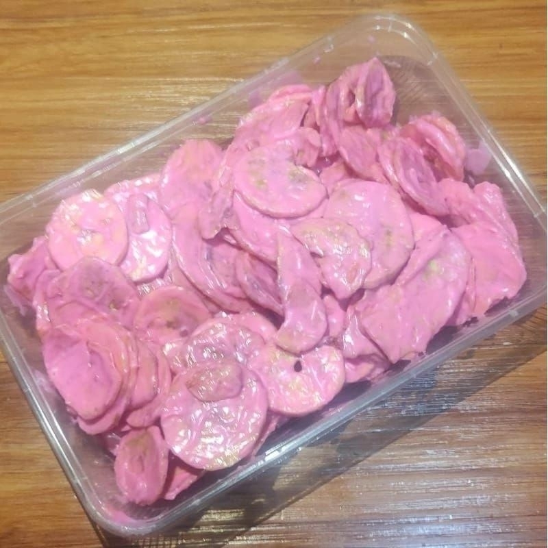 Jual kripik pisang lumer rasa strawberry keripik viral 250g | Shopee ...