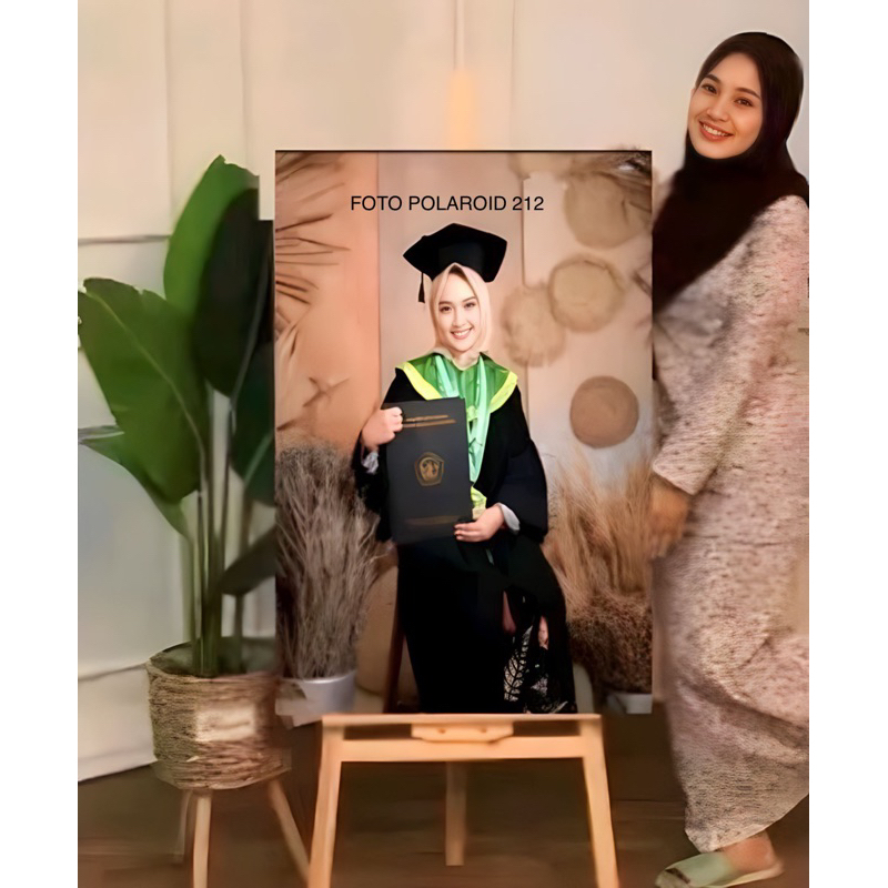 Jual CETAK FOTO 20R (30X40) SUDAH DI BINGKAI LAMINASI GLOSSY MURAH ...