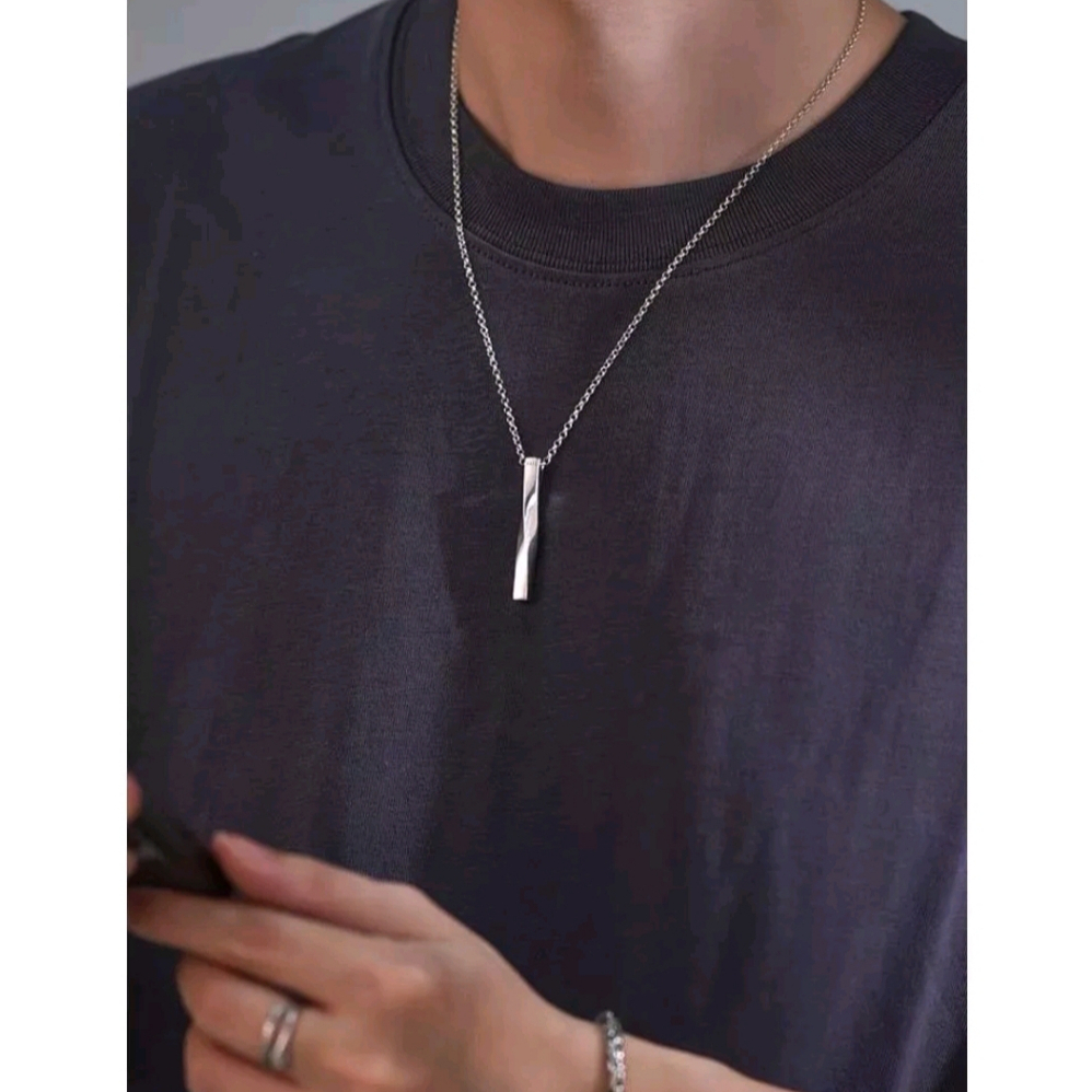 Jual KALUNG TITANIUM LIONTIN BALOK PRIA DAN WANITA MODEL KOREA ANTI ...