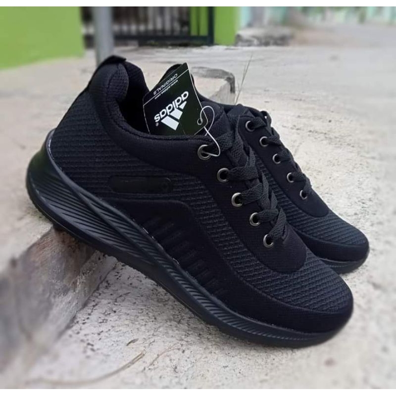 Jual sepatu sneaker/sepatu joging ternyaman | Shopee Indonesia