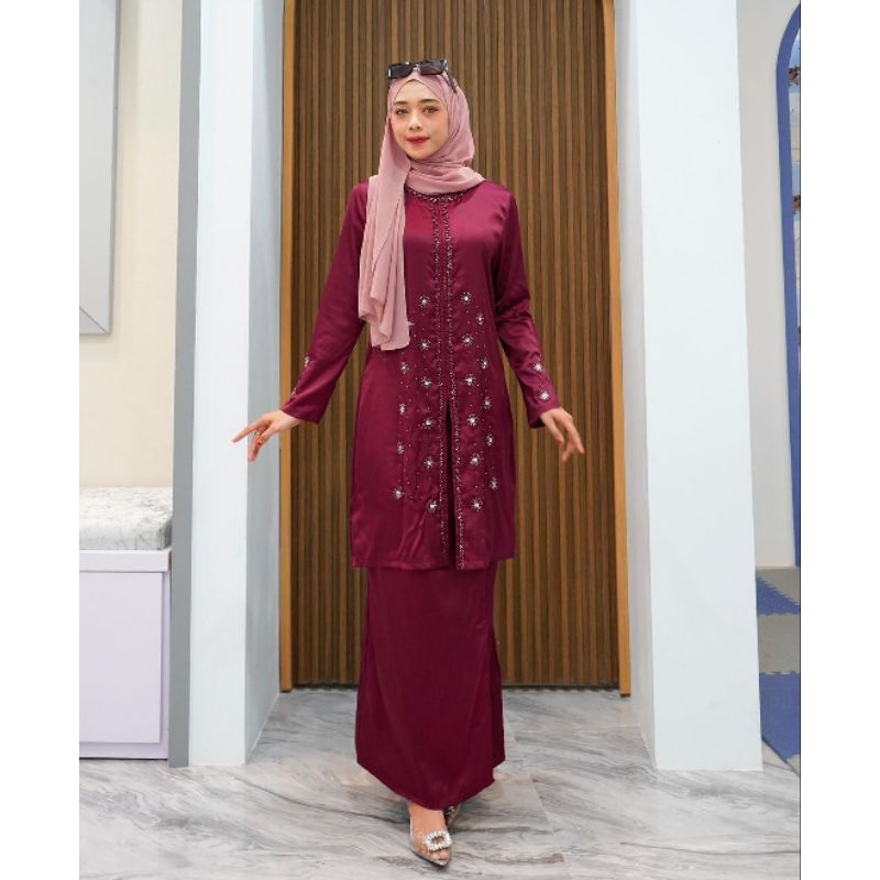 Jual Baju Kurung Melayu Jingga Silk One Set Rok | Shopee Indonesia