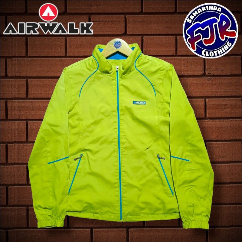 Jual Airwalk Windbreaker Outdoor Jacket | Shopee Indonesia
