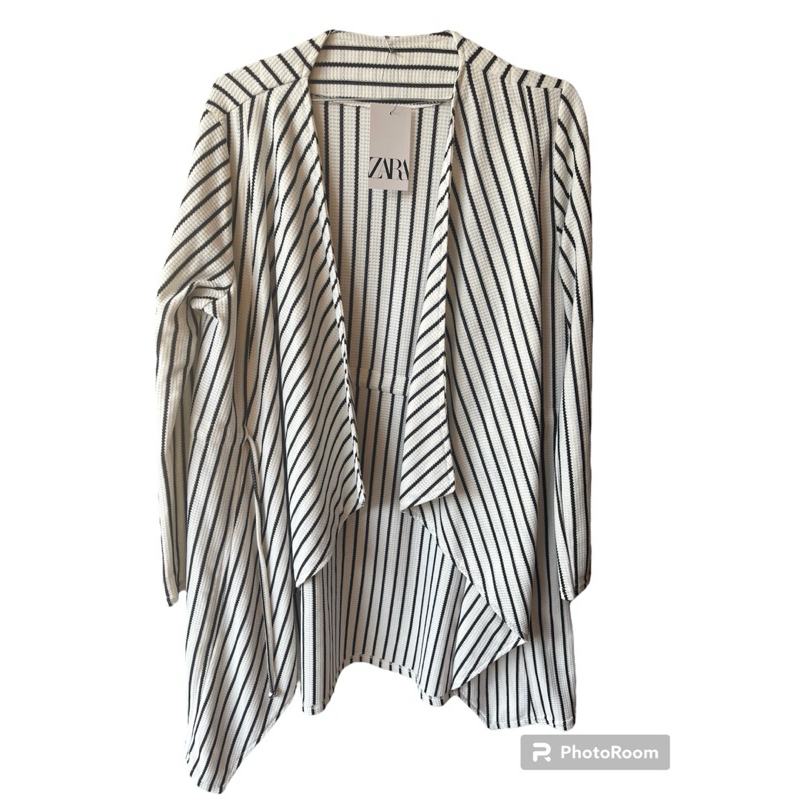 Jual BLAZER OUTER ZARA MOTIF SALUR HITAM PUTIH | Shopee Indonesia