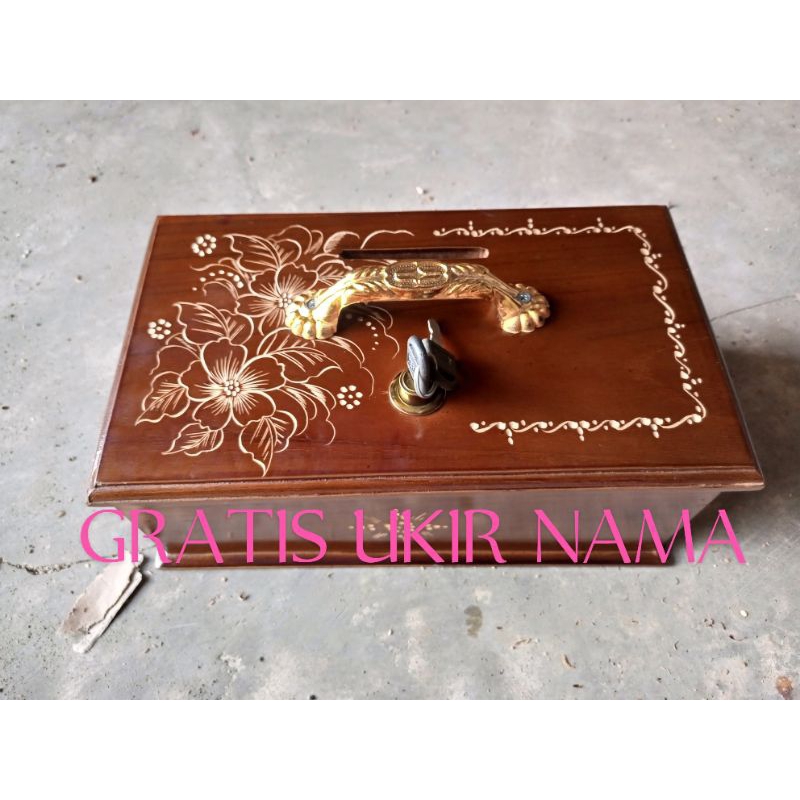 Jual kotak amal , celengan , kotak infaq, bahan kayu jati | Shopee ...
