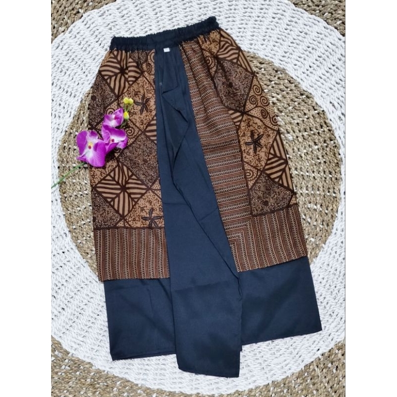 Jual Kancut Jadi Batik Indigo Anak/Kamen Jadi Anak//Kamen Poleng/Kamen ...