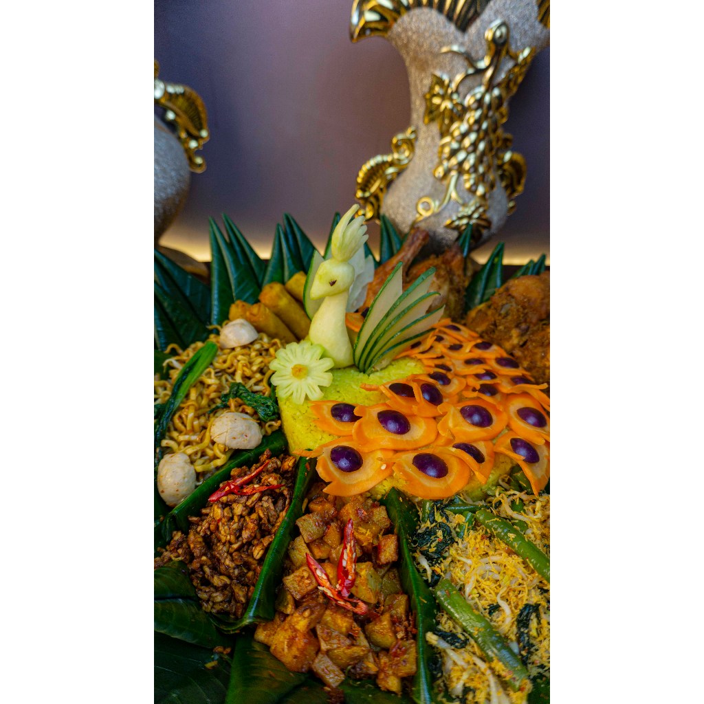 Jual Hati Love Tumpeng Nasi Kuning Premium Ukuran Besar Porsi Beragam ...