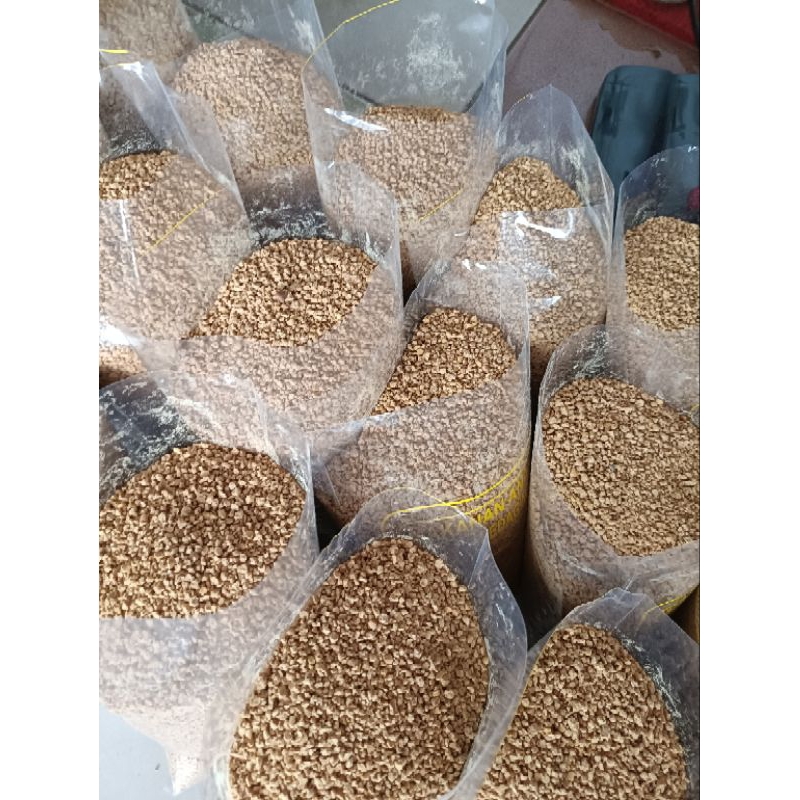 Jual Pakan Ayam / Pakan Anakan Ayam 1Kg | Shopee Indonesia