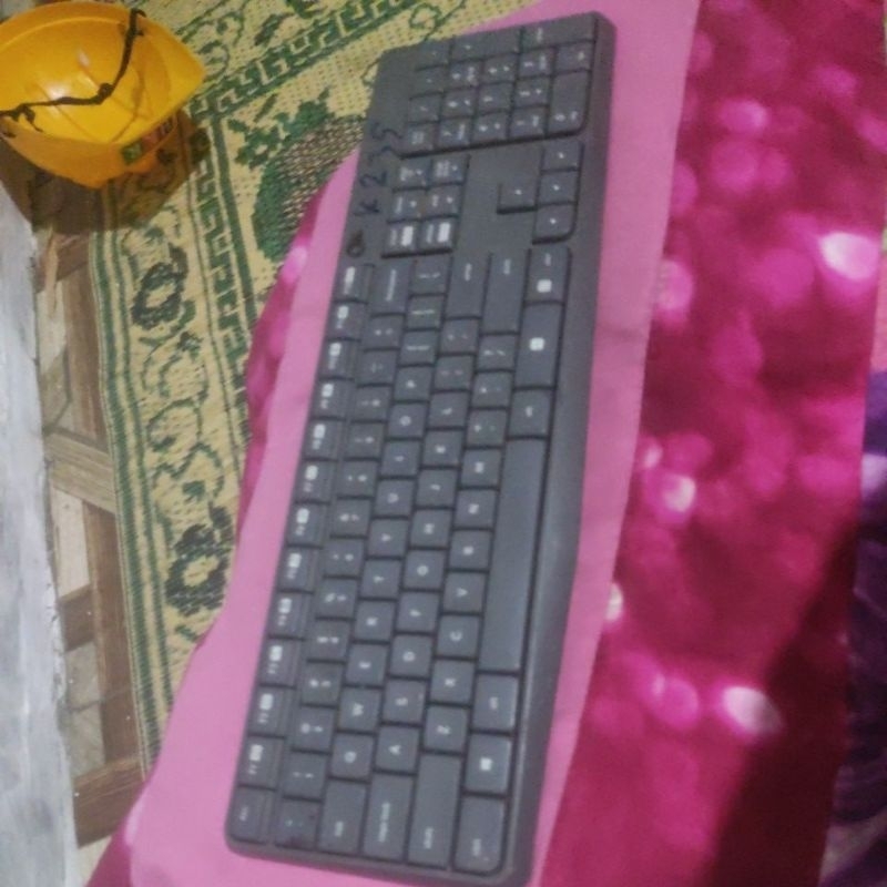 Jual KEYBOARD LOGITECH K235 used wireless nirkabel dan USB dongle kibot ...