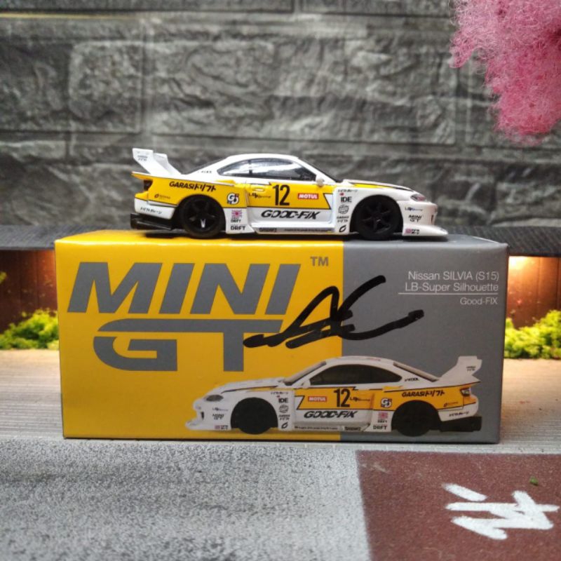 Jual Mini GT Nissan Silvia S15 Good Fix Garasi Drift | Shopee Indonesia