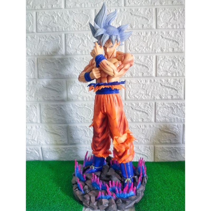 Jual Action Figure Dragon Ball Goku Ultra Instinct Goku Ui | Shopee ...