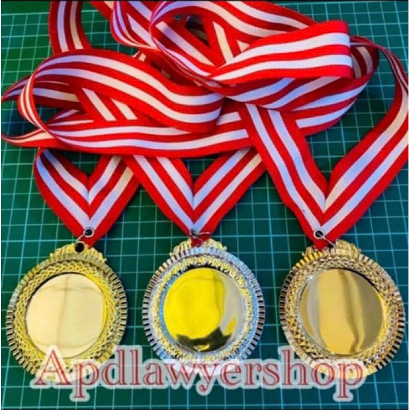 Jual Medali Plastik 1 Set Plus Pita Tali Medali Tebal Mendali Medali ...