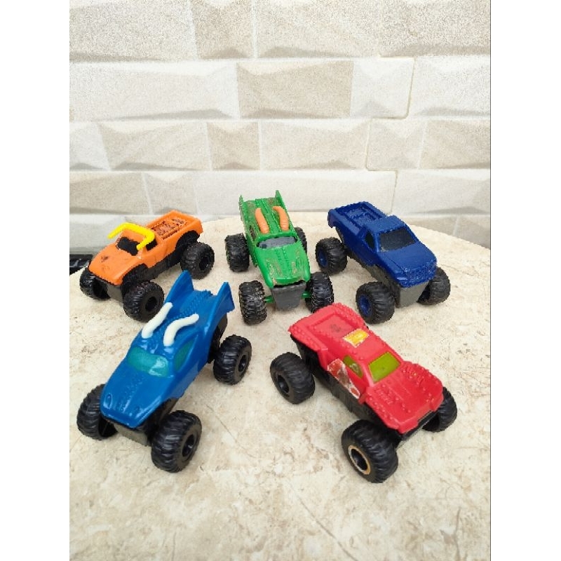 Jual mainan mobil Monster prelove | Shopee Indonesia