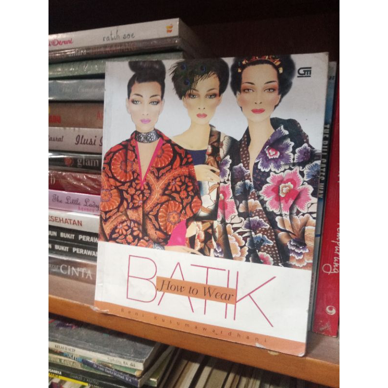 Jual Buku BATIK How To Wear | Shopee Indonesia