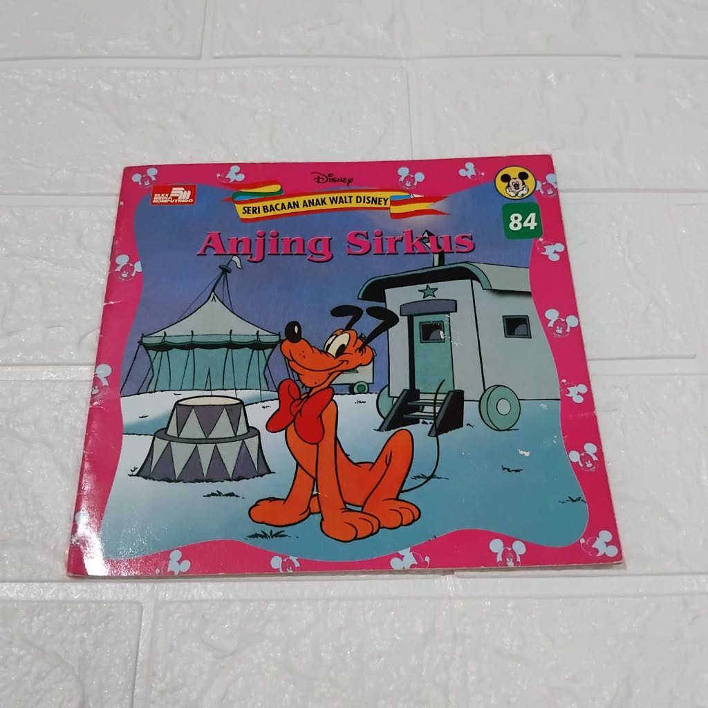 Jual Anjing sirkus mickey mouse pluto buku cerita anak walt disney ...