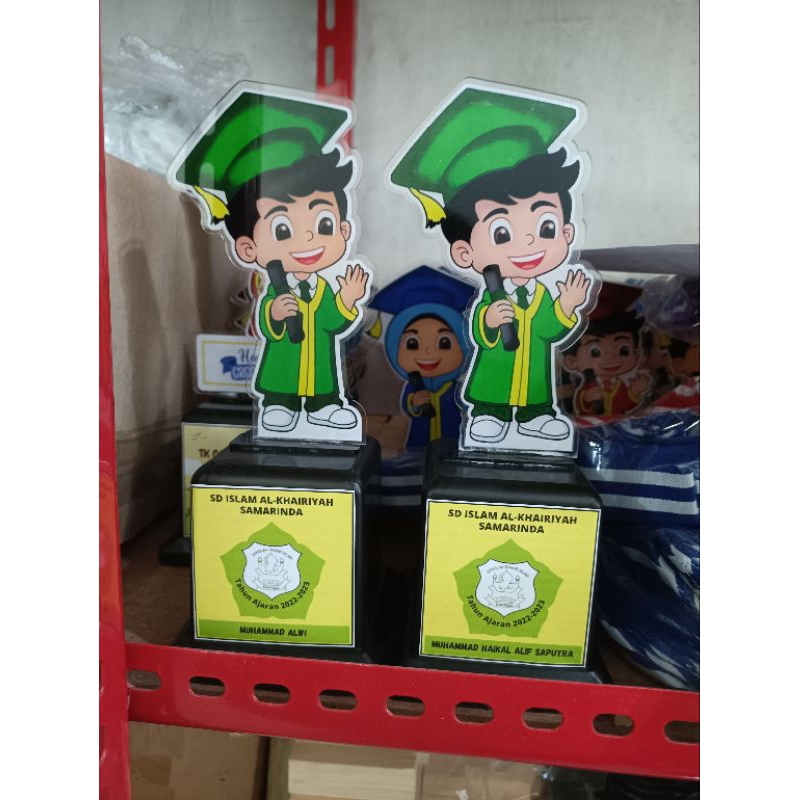 Jual Plakat Akrilik Wisuda / Piala akrilik wisuda | Shopee Indonesia