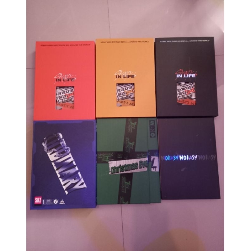 Jual straykids stray kids album only stay backdoor in life orange ...