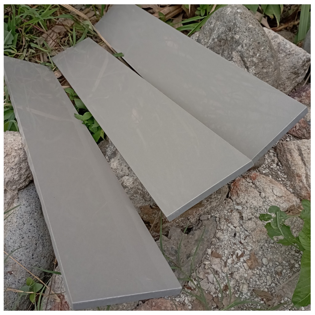 Jual Lis Plin Granit 10x60 Abu-Abu Smoke Super Glossy List Plint ...