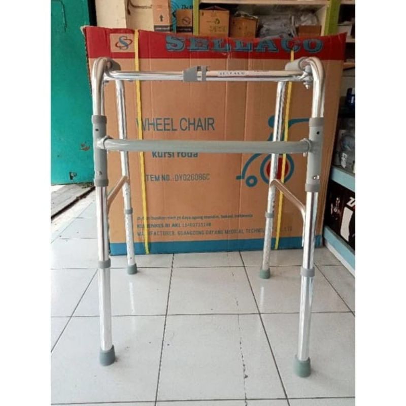 Jual Walker / Tongkat Alat Bantu Jalan Orang Tua / Walker Lansia ...