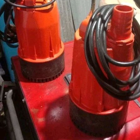 Jual POMPA CELUP SHOWFOU GOLDFISH GF 350 BEKAS PAKAI | Shopee Indonesia