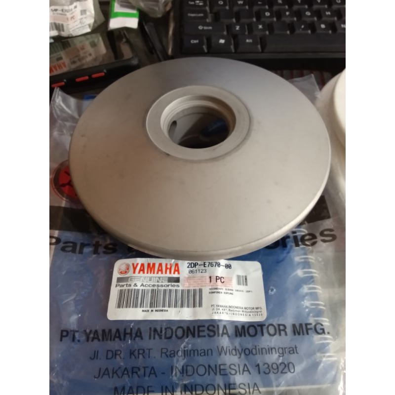 Jual Secondary Sliding Sheave Type 2DP-E7670-00 Original Yamaha ...